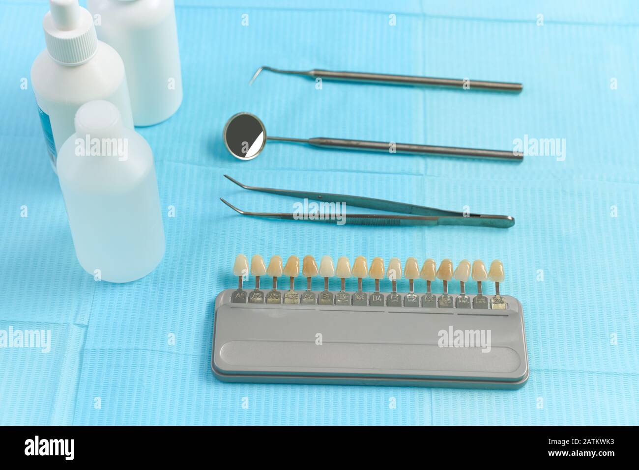Instruments dentaires Banque de photographies et d’images à haute ...