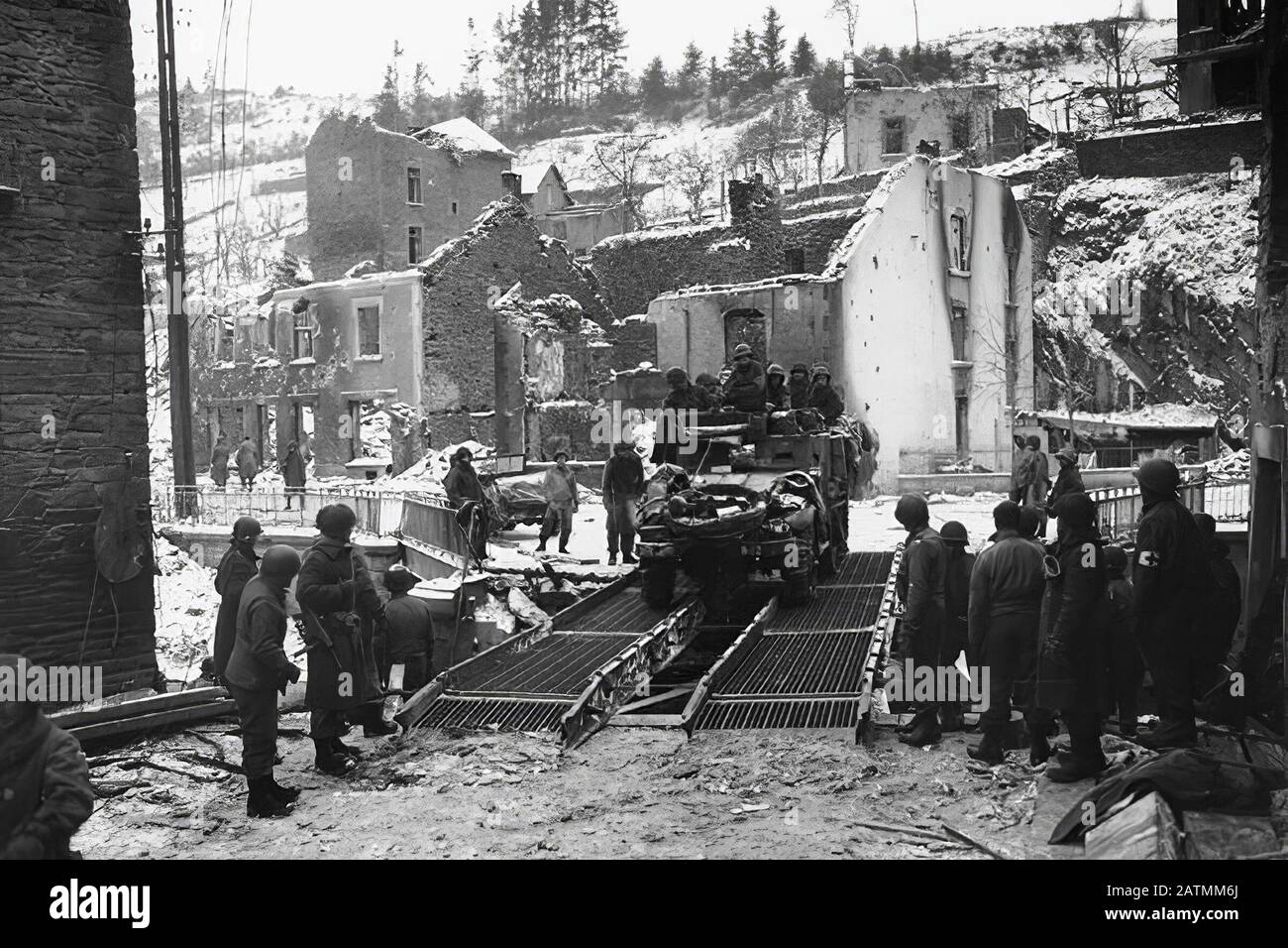 1944 ardennes offensive Banque de photographies et d’images à haute ...