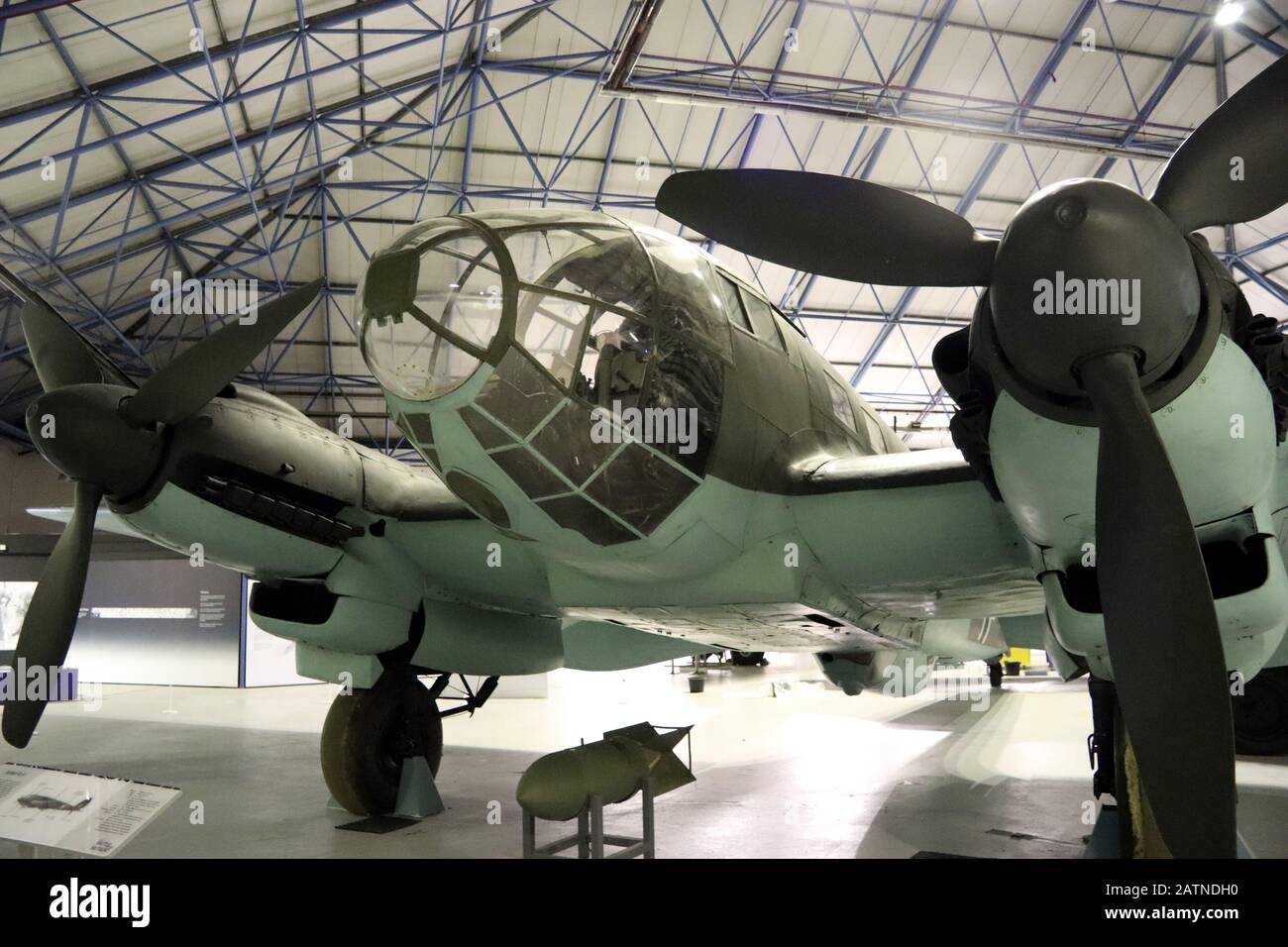 Heinkel he 111 Banque de photographies et d’images à haute résolution ...