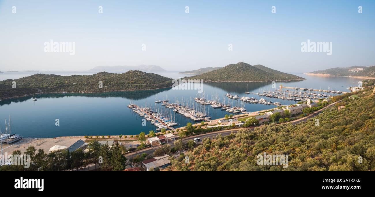 Centre ville de kas Banque de photographies et d’images à haute ...