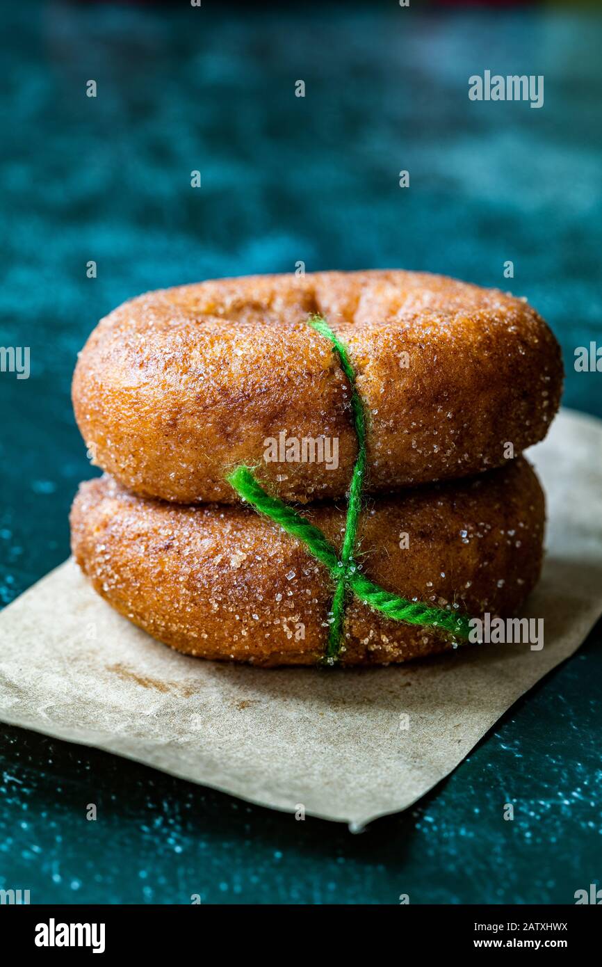 Les beignets au maroc Banque de photographies et d’images à haute ...