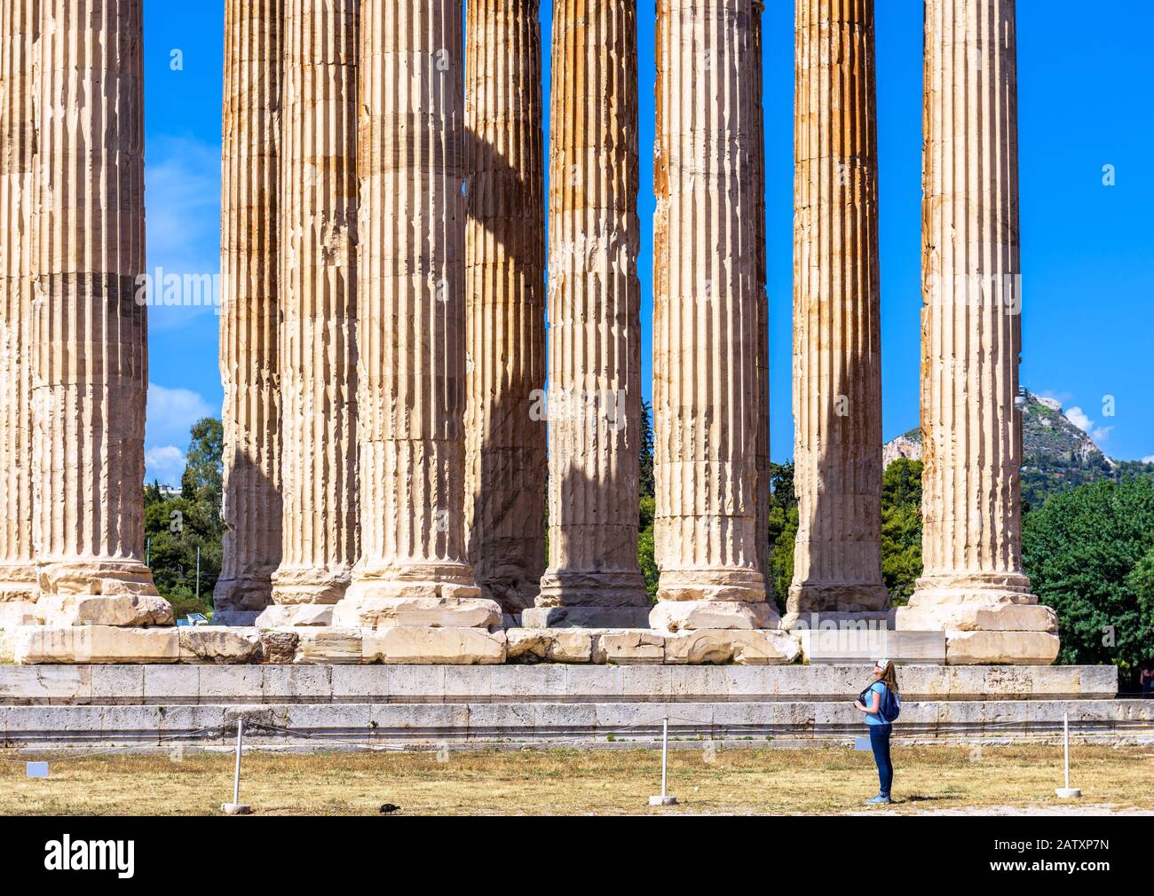 Colonnes grecques anciennes Banque de photographies et d’images à haute ...