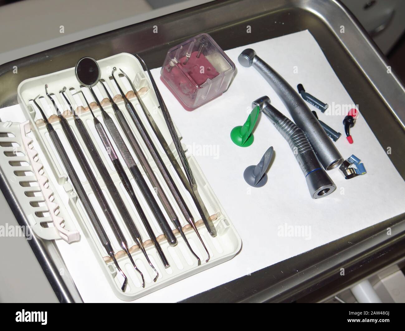 Plateau dentaire Banque de photographies et d’images à haute résolution ...
