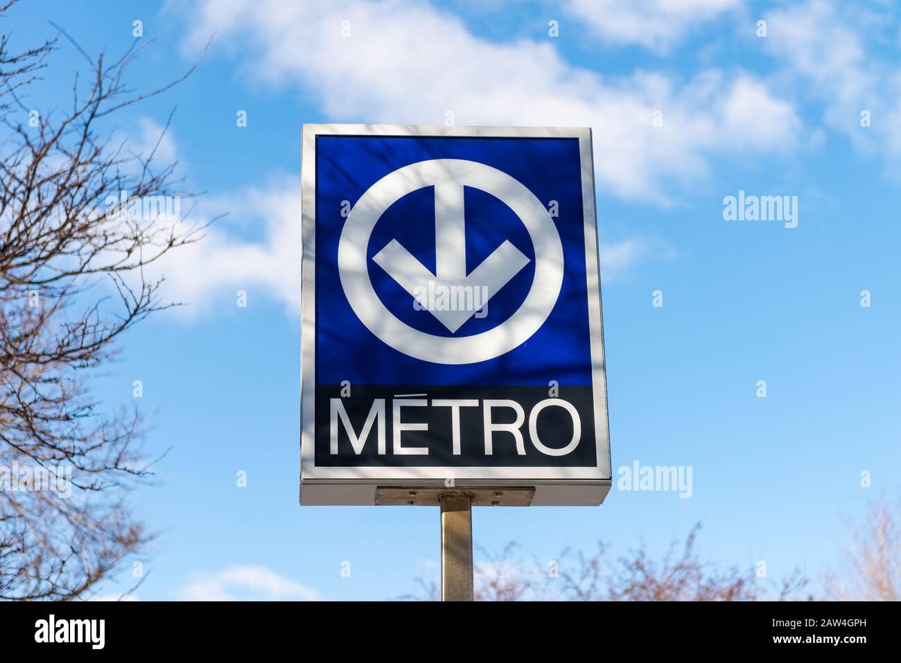 Montreal metro logo Banque de photographies et d’images à haute ...