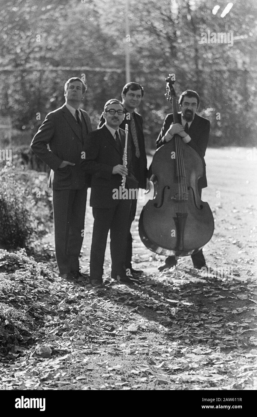 Guy raymond Banque de photographies et d’images à haute résolution - Alamy