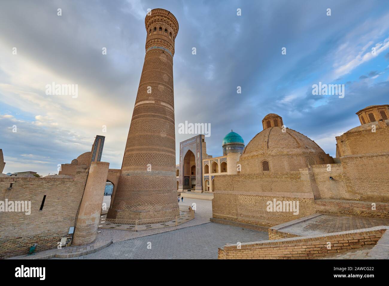 Boukhara ouzbékistan kaylon minaret Banque de photographies et d’images à haute résolution - Alamy