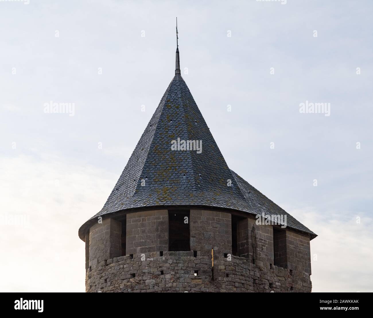 Un toit conique Banque de photographies et d’images à haute résolution ...