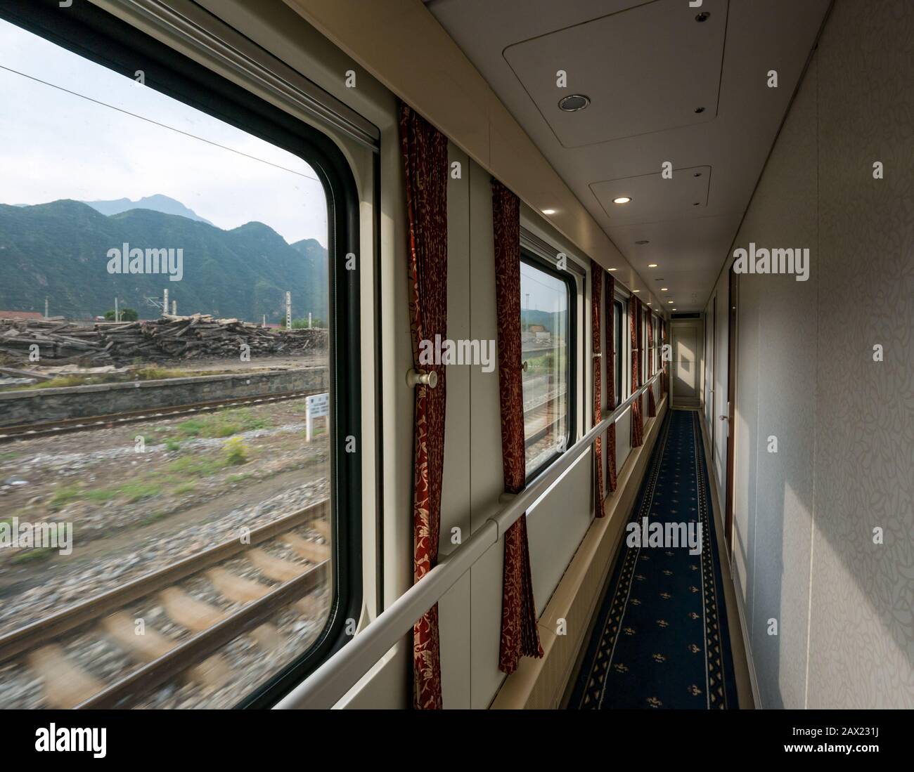 Interior of first class train carriage Banque de photographies et d ...