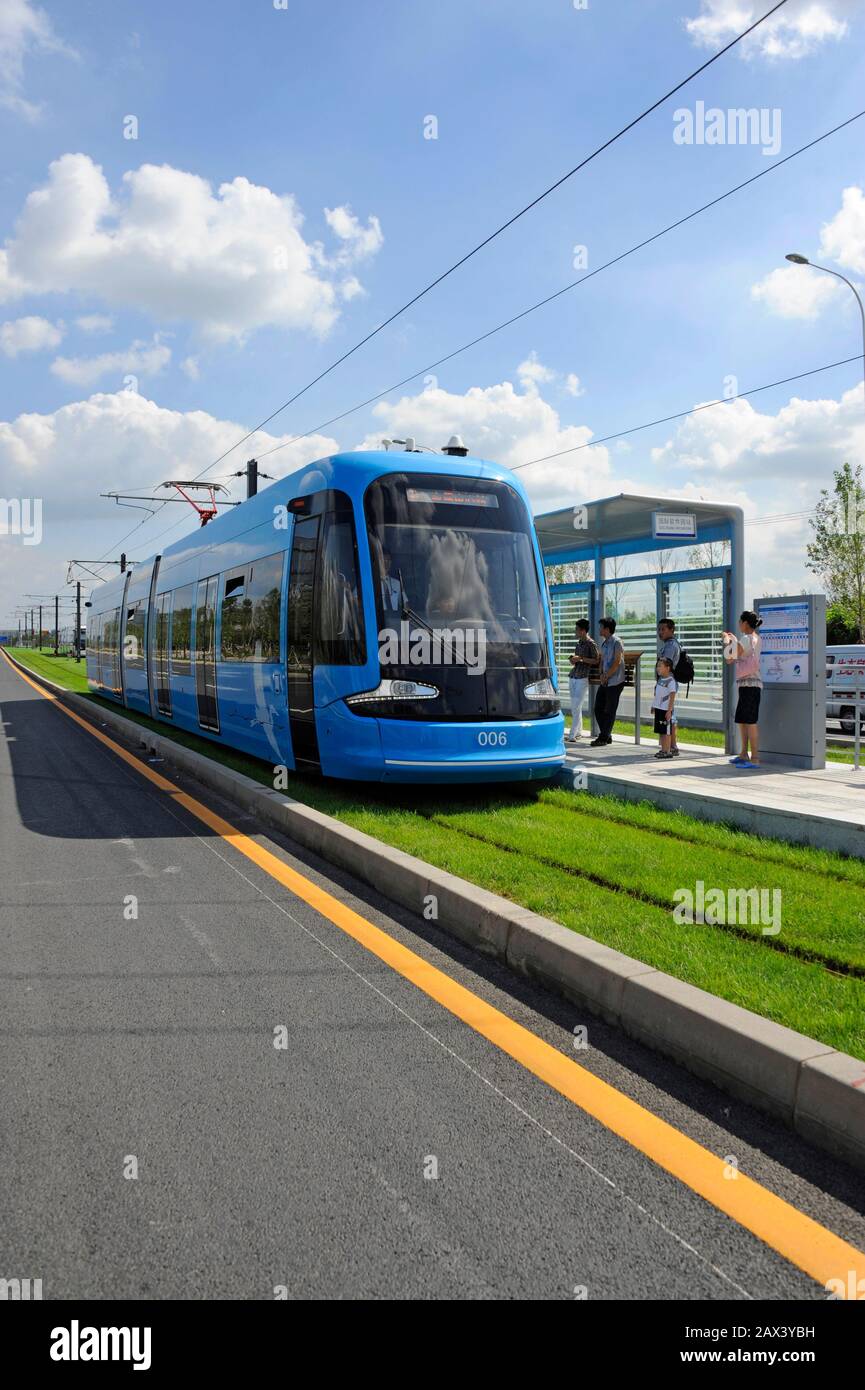 Le système de tramway moderne de Shenyang a été ouvert en août 2013 ...