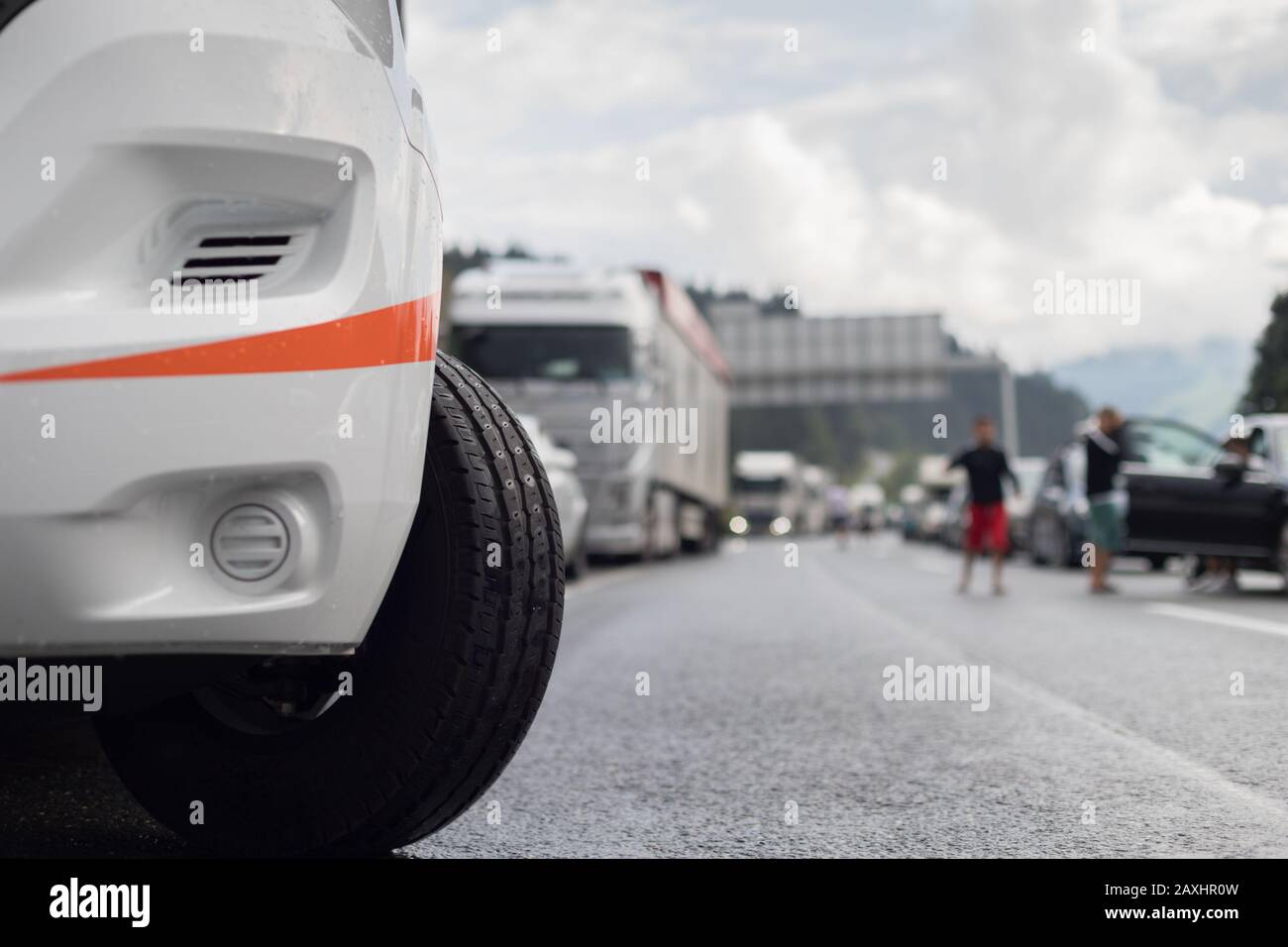 Transport autoroute embouteillage voitures route Banque de ...
