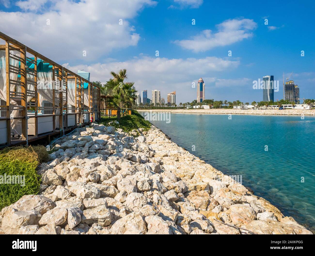 Ligne de mer doha Banque de photographies et d’images à haute ...