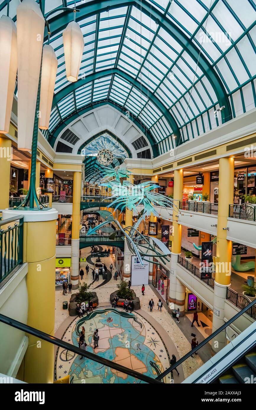 Portugal lisbon colombo shopping center Banque de photographies et d ...