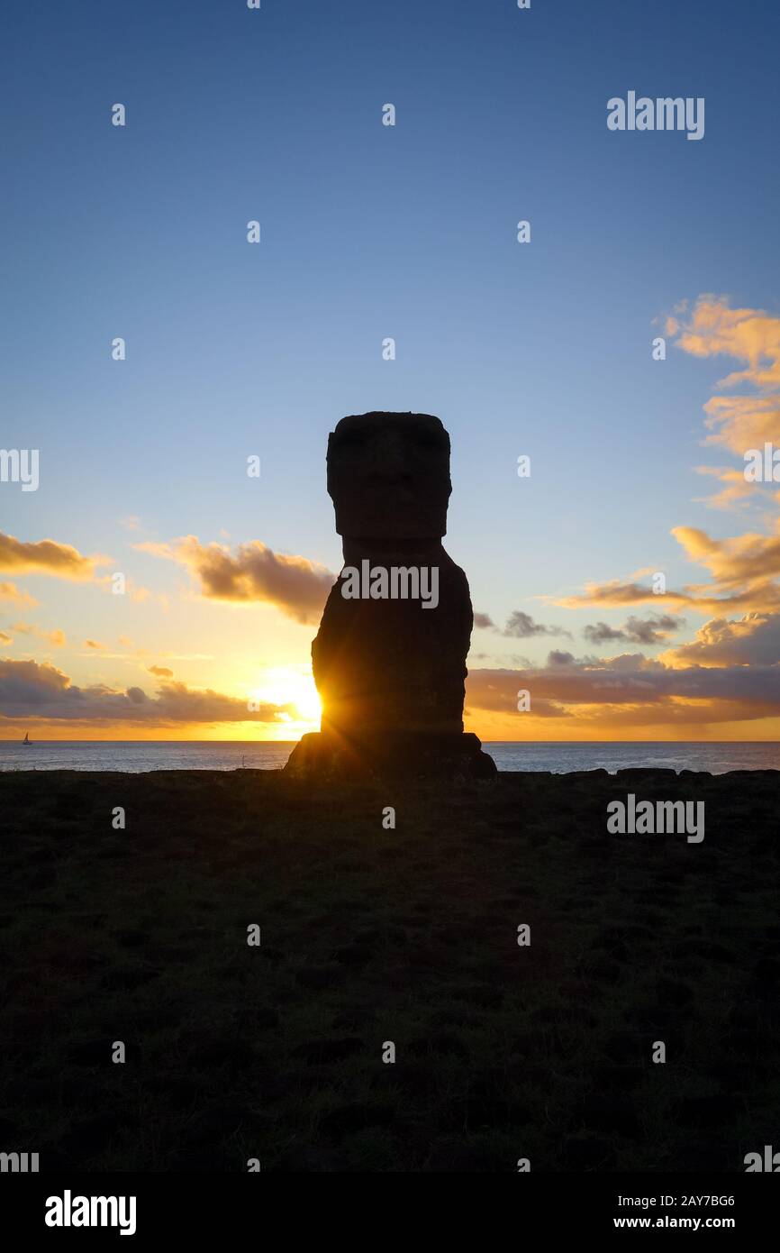 Ahu akapu Banque de photographies et d’images à haute résolution - Alamy