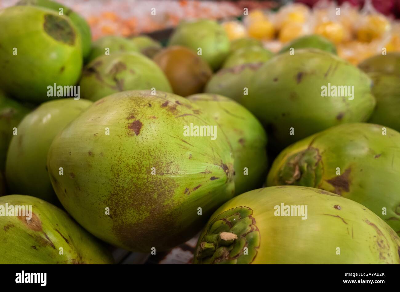 Coco fruits Banque de photographies et d’images à haute résolution - Alamy