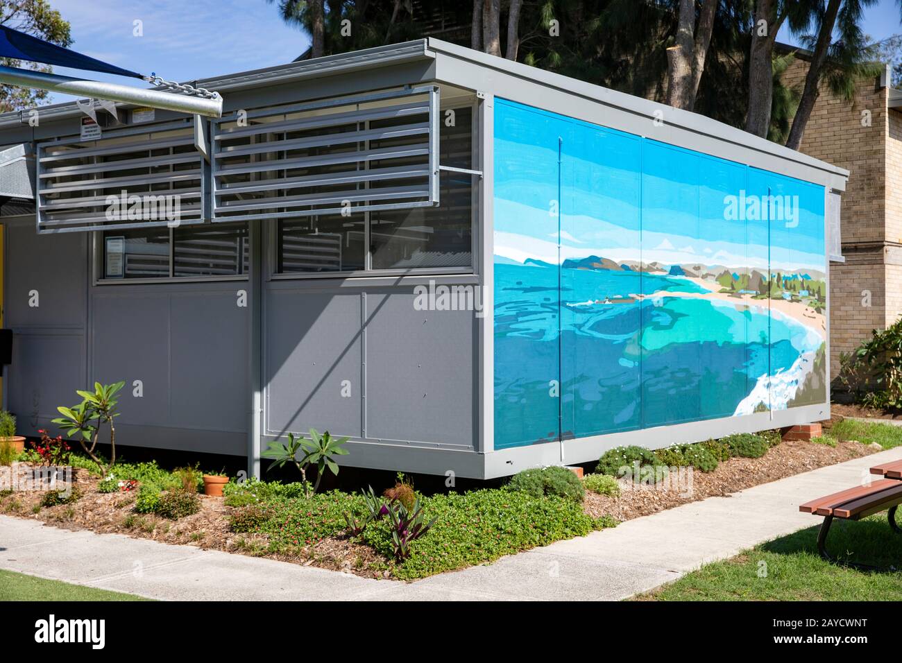 Salles de classe temporaires Banque de photographies et d’images à ...