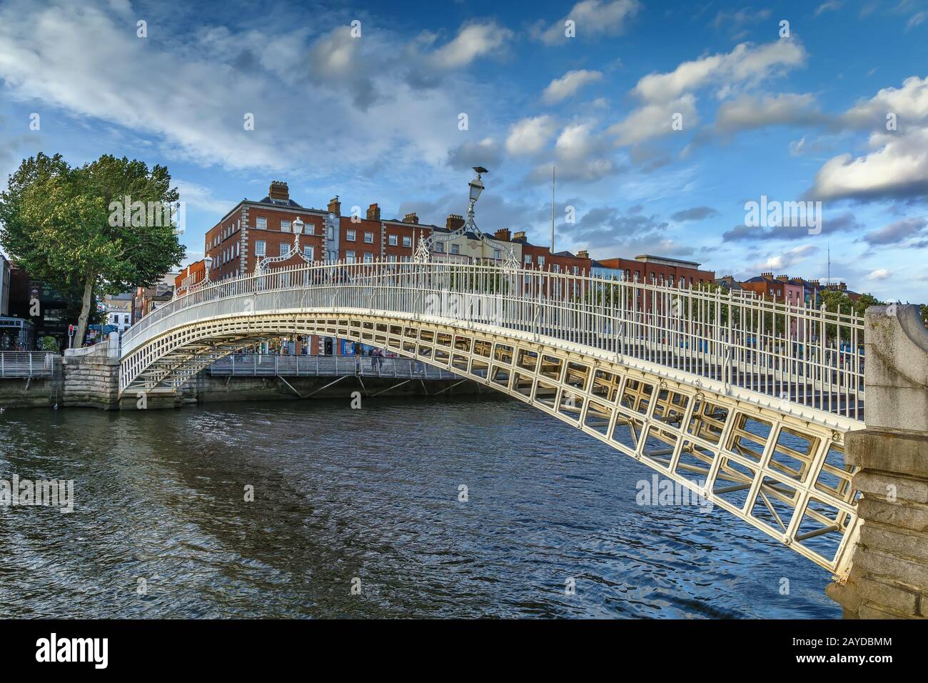 Hapenny bridge dublin Banque de photographies et d’images à haute ...