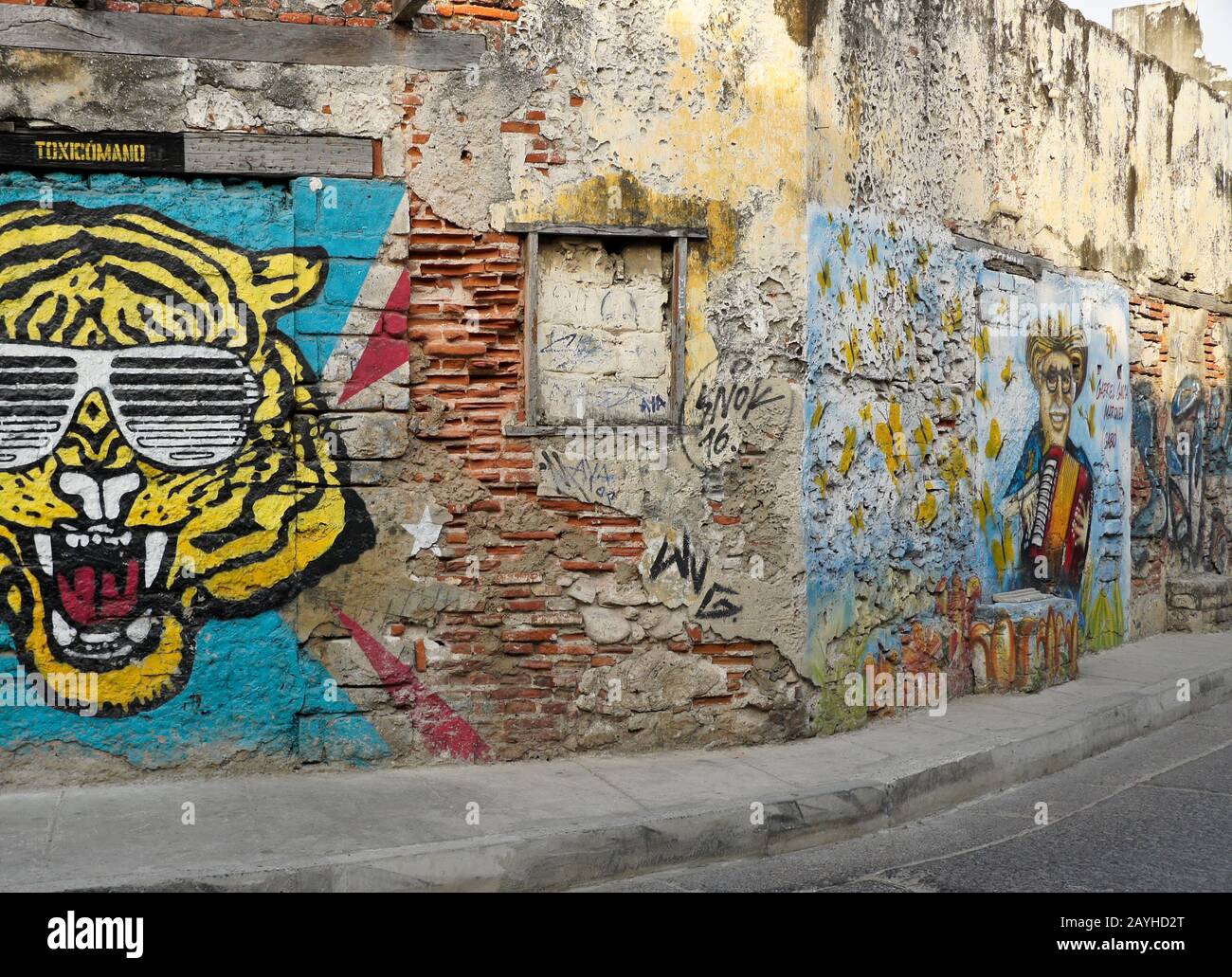 Oeuvre de gabriel garcia marquez Banque de photographies et d’images à ...