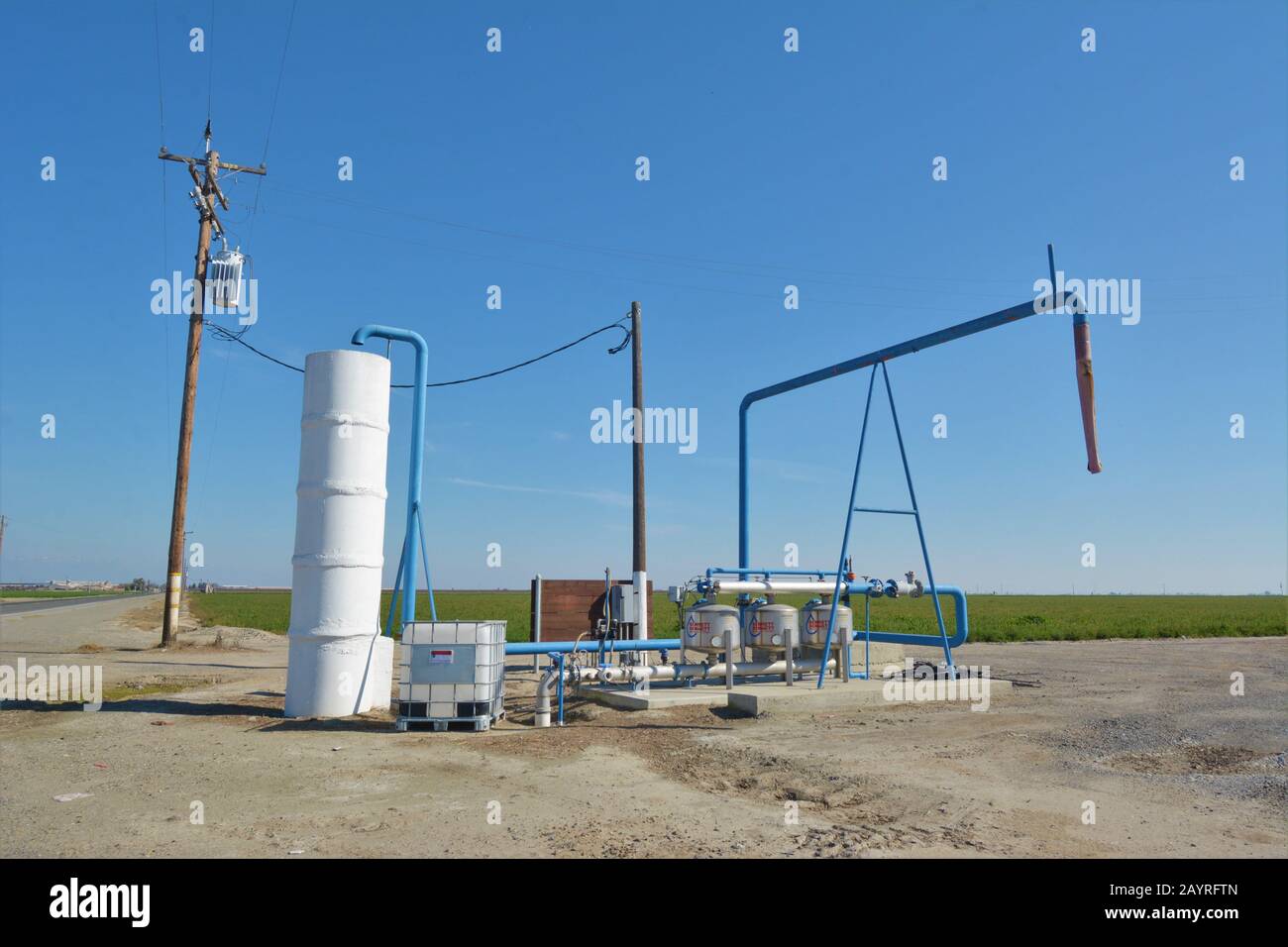 Région agricole de la vallée centrale de Tulare Californie pompage de l ...