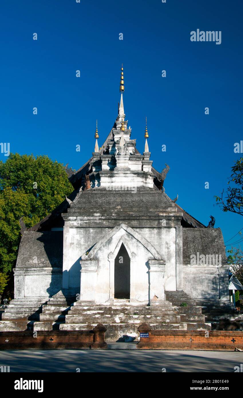 Thaïlande: Chedi, Wat Prasat, Chiang Mai. Wat Prasat (วัดปราสาท) date ...
