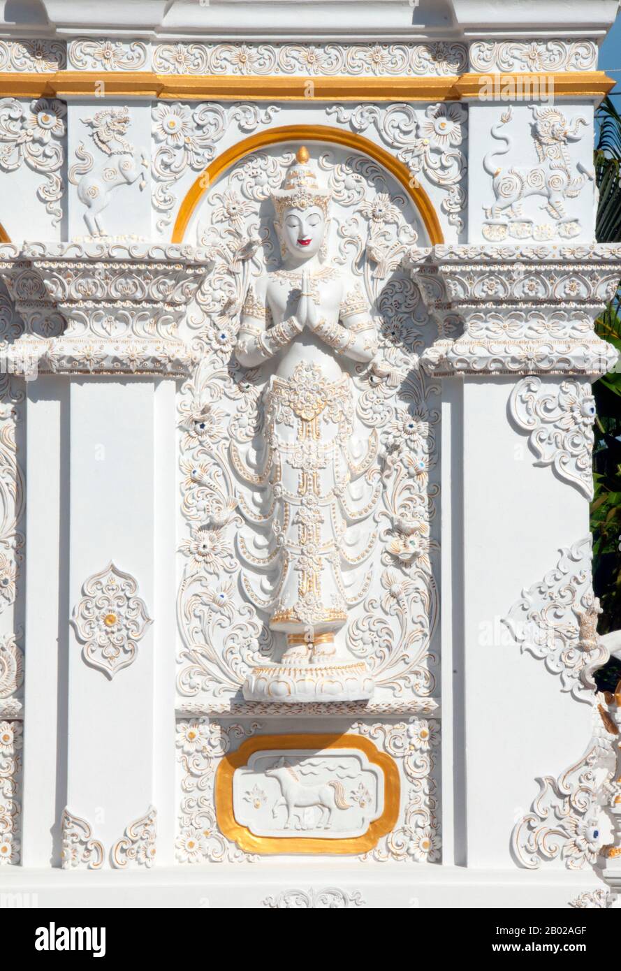 Deva est le terme hindou pour la déité; devatas (Thai: Thewada) sont ...