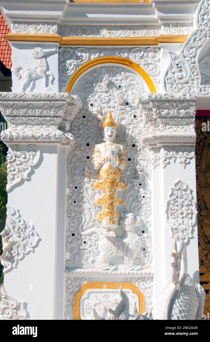Deva est le terme hindou pour la déité; devatas (Thai: Thewada) sont ...