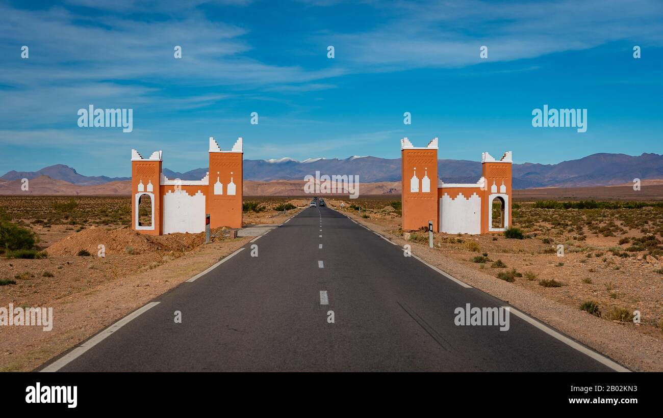 Passerelle symbolique Banque de photographies et d’images à haute ...