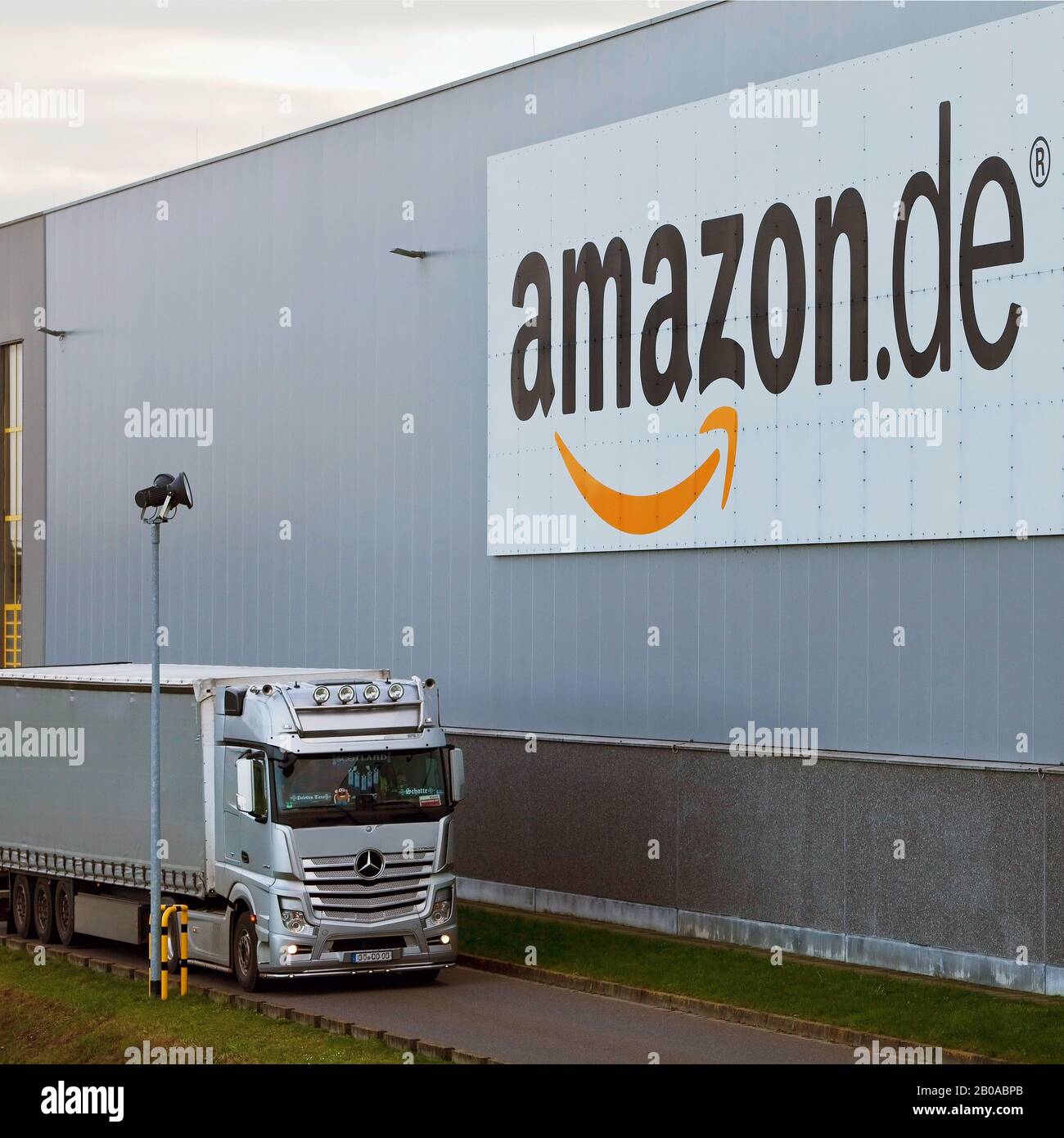 Amazon entrepot logistics storage Banque de photographies et d’images à ...