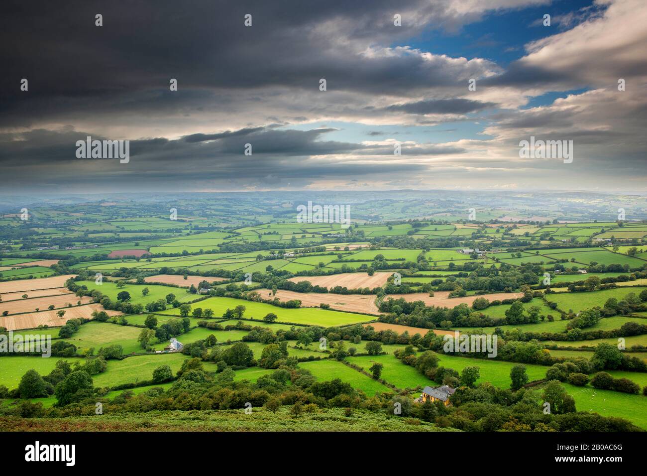 Paysage de bocage Banque de photographies et d’images à haute ...
