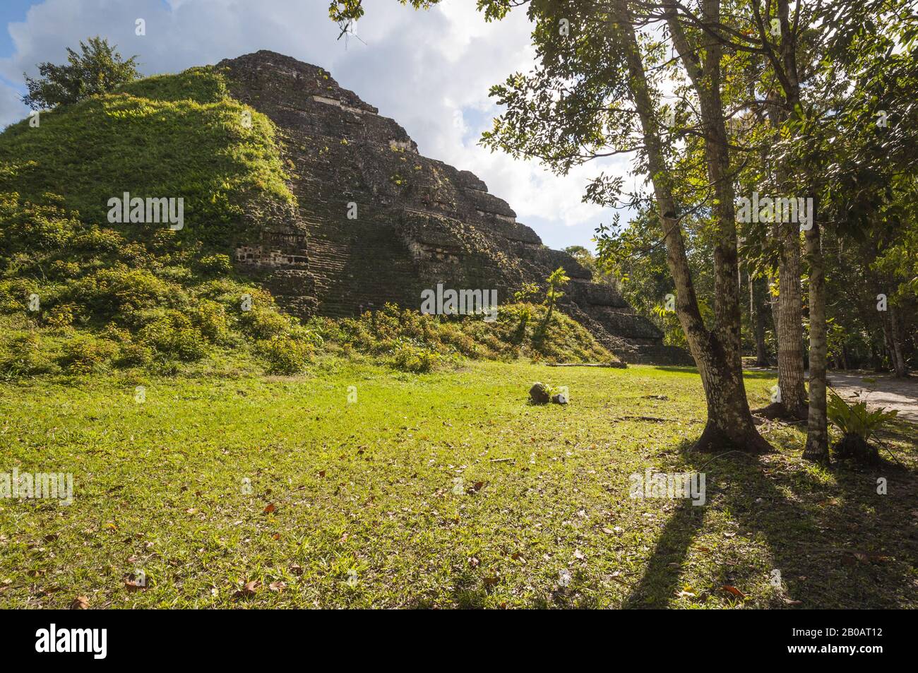 Guatemala, Parc national de Tikal, Mundo Perdido, Lost World Pyramid ...