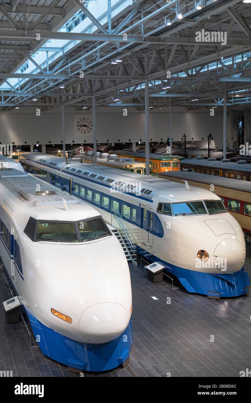 Jr scmaglev et le parc ferroviaire Banque de photographies et d’images ...