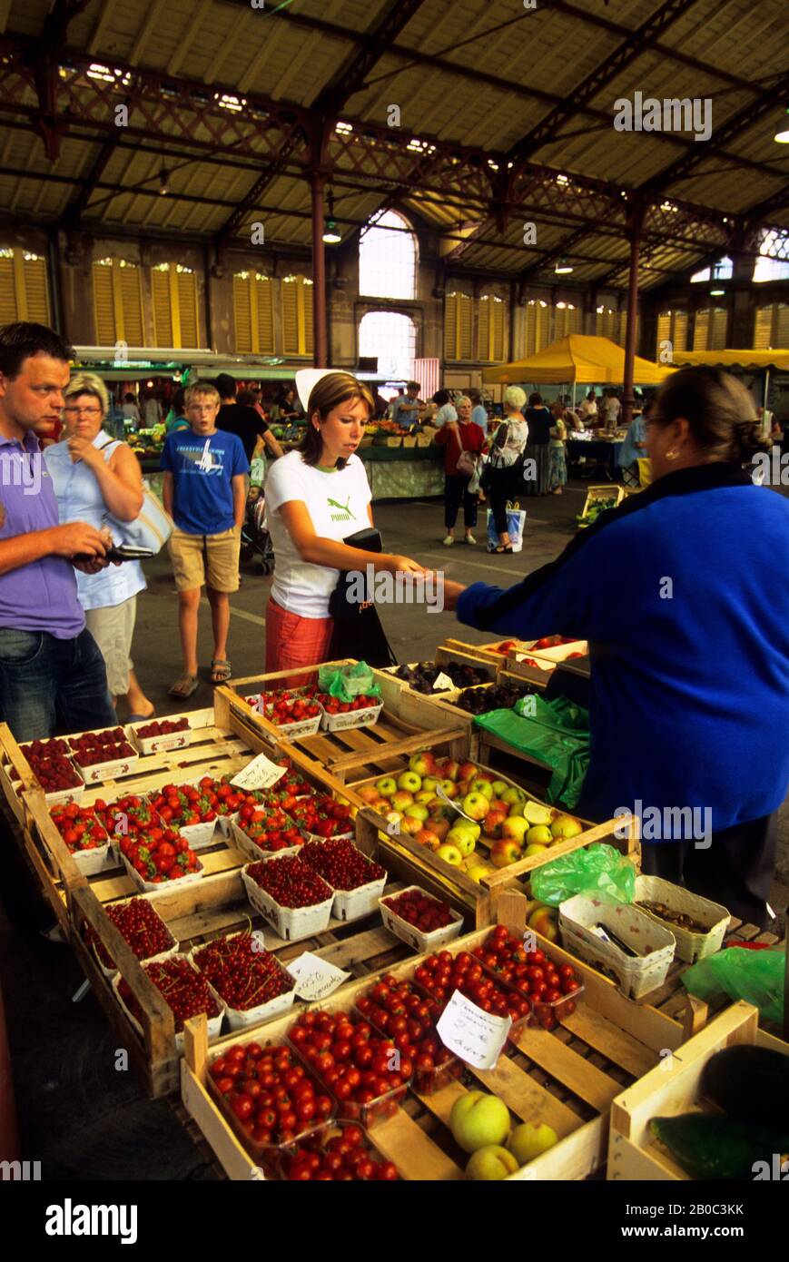 Marche couvert de colmar Banque de photographies et d’images à haute ...