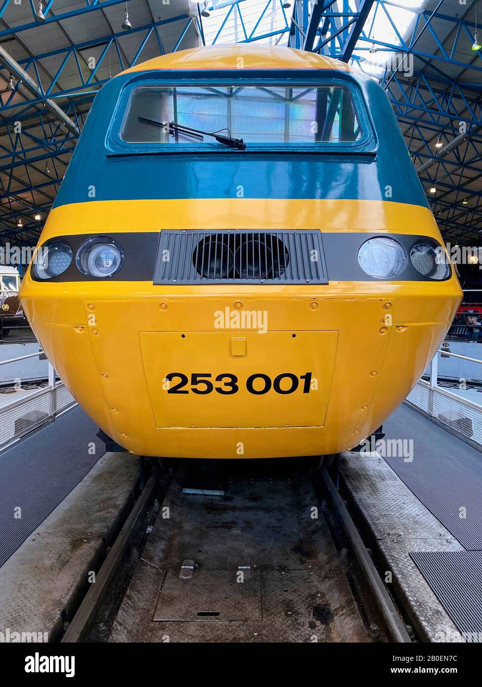 Le train InterCity 125 ou High Speed est un train de voyageurs diesel construit par British Rail ...