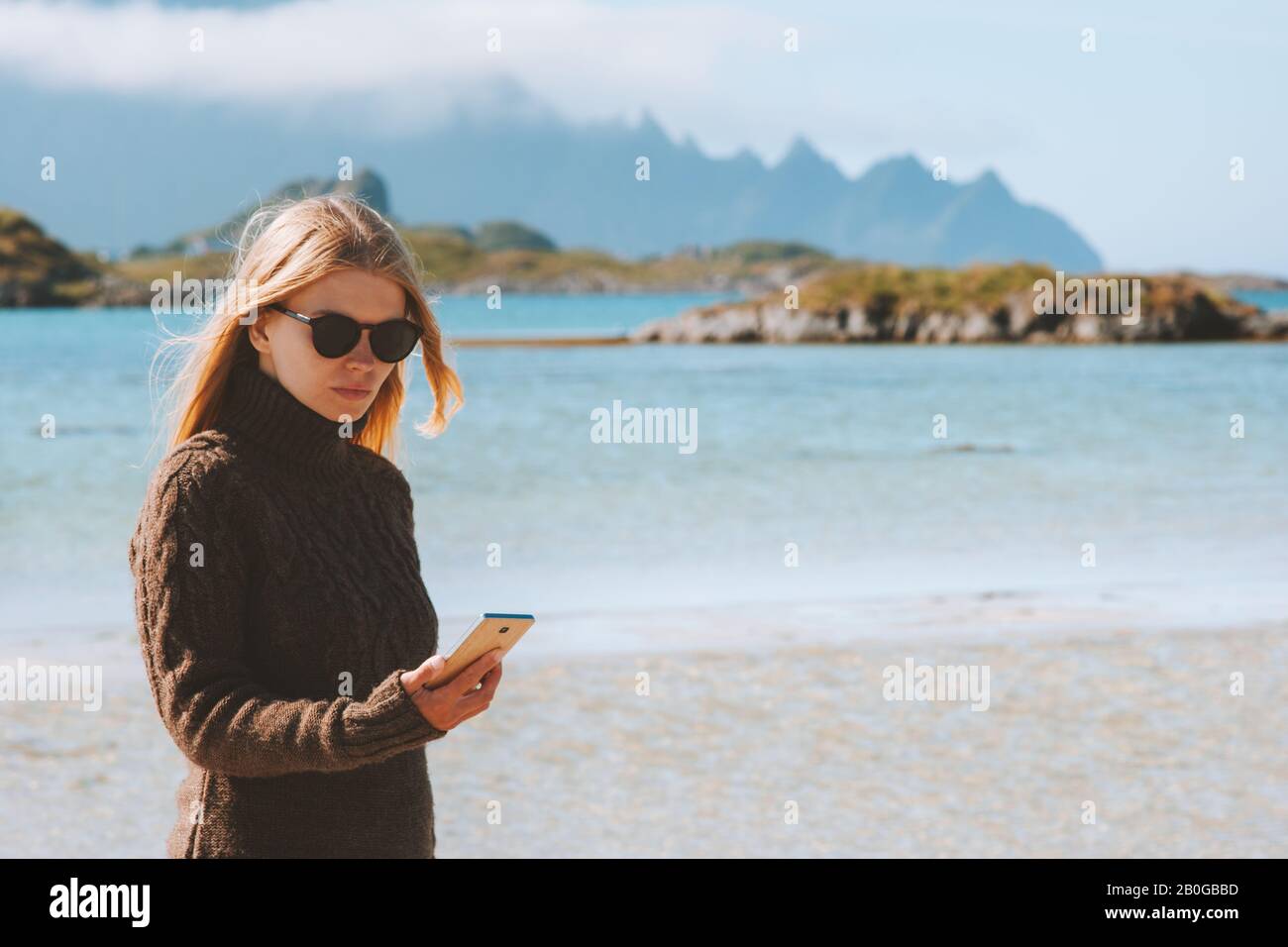 Influenceuse voyage Banque de photographies et d’images à haute ...