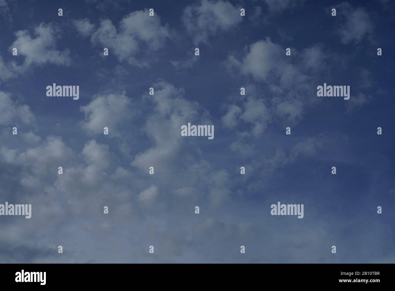 Ciel pur Banque de photographies et d’images à haute résolution - Alamy