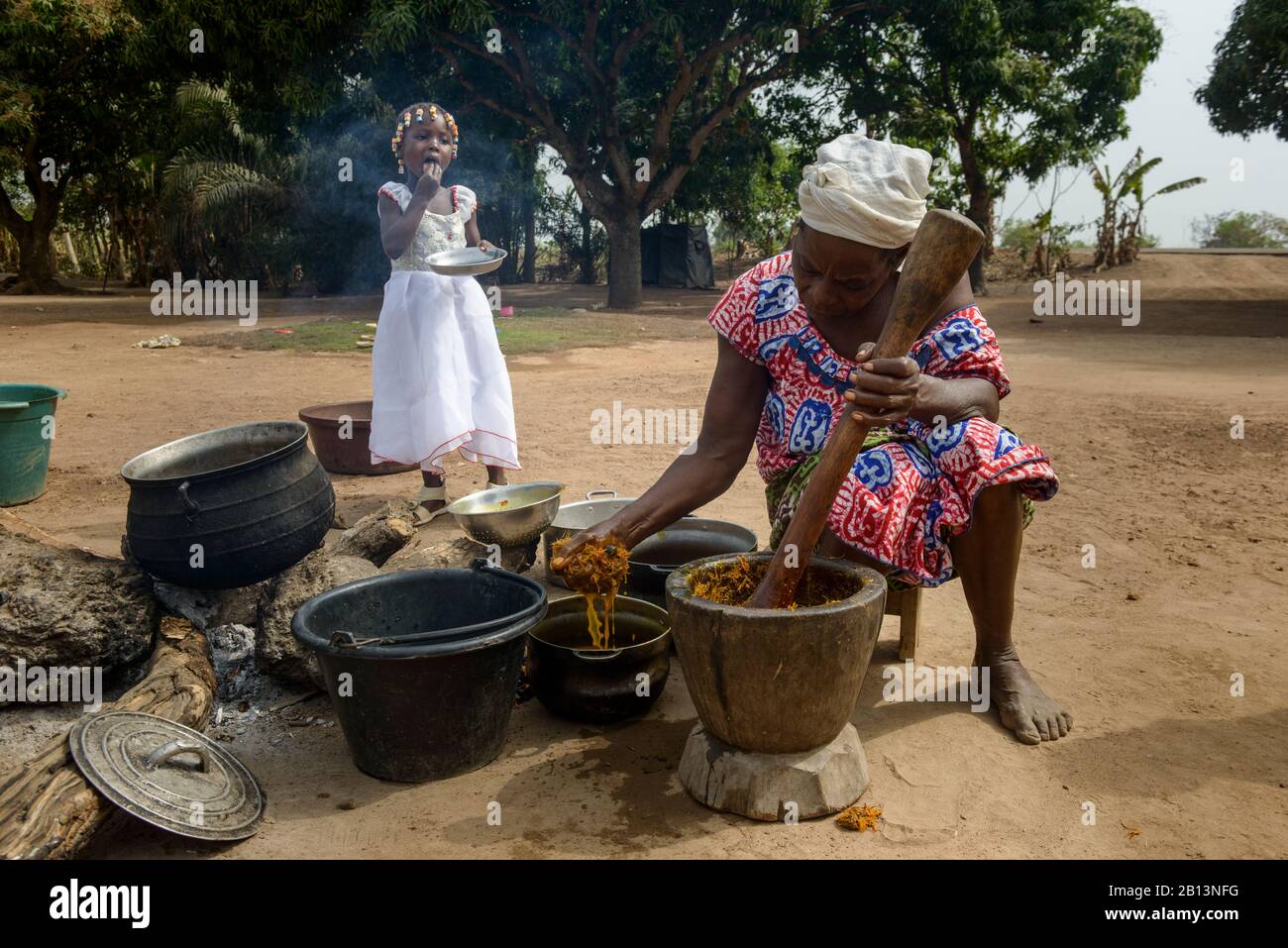 La vie en afrique rurale Banque de photographies et d’images à haute ...