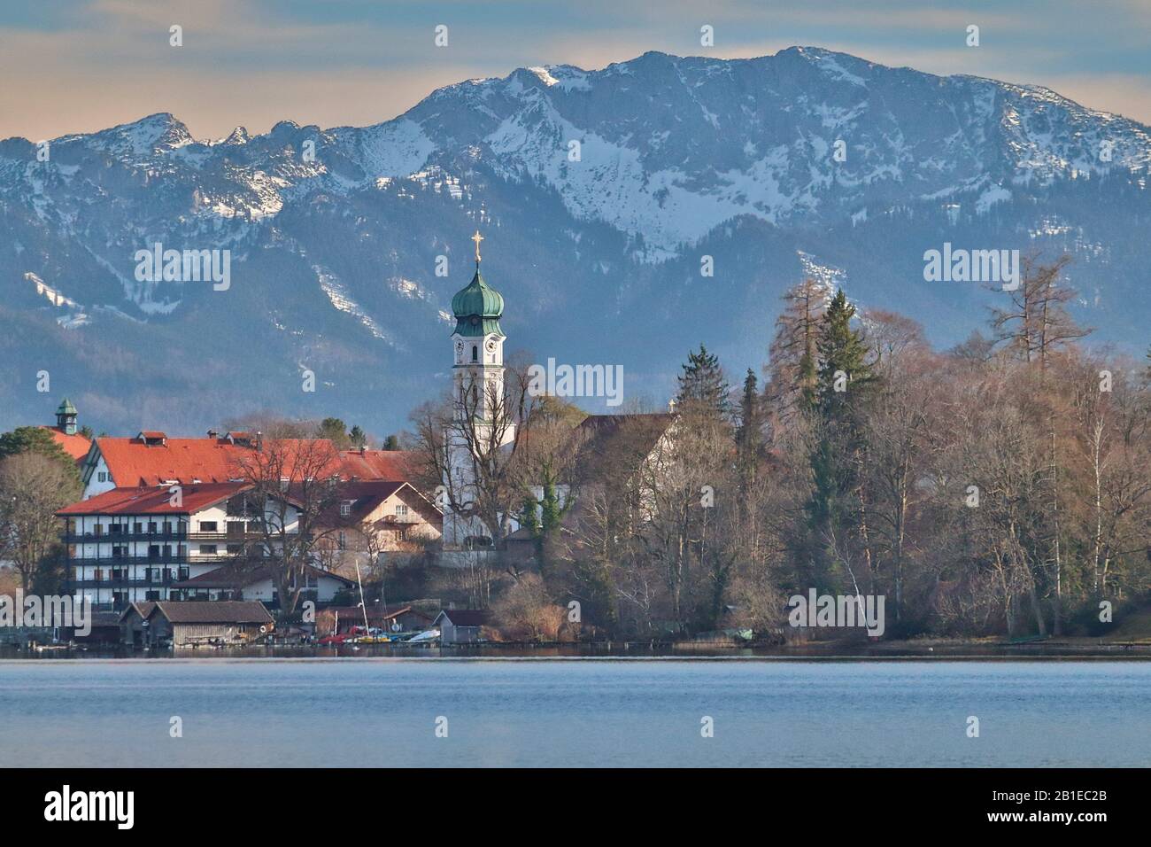 Lac au lac de starnberg Banque de photographies et d’images à haute résolution - Alamy