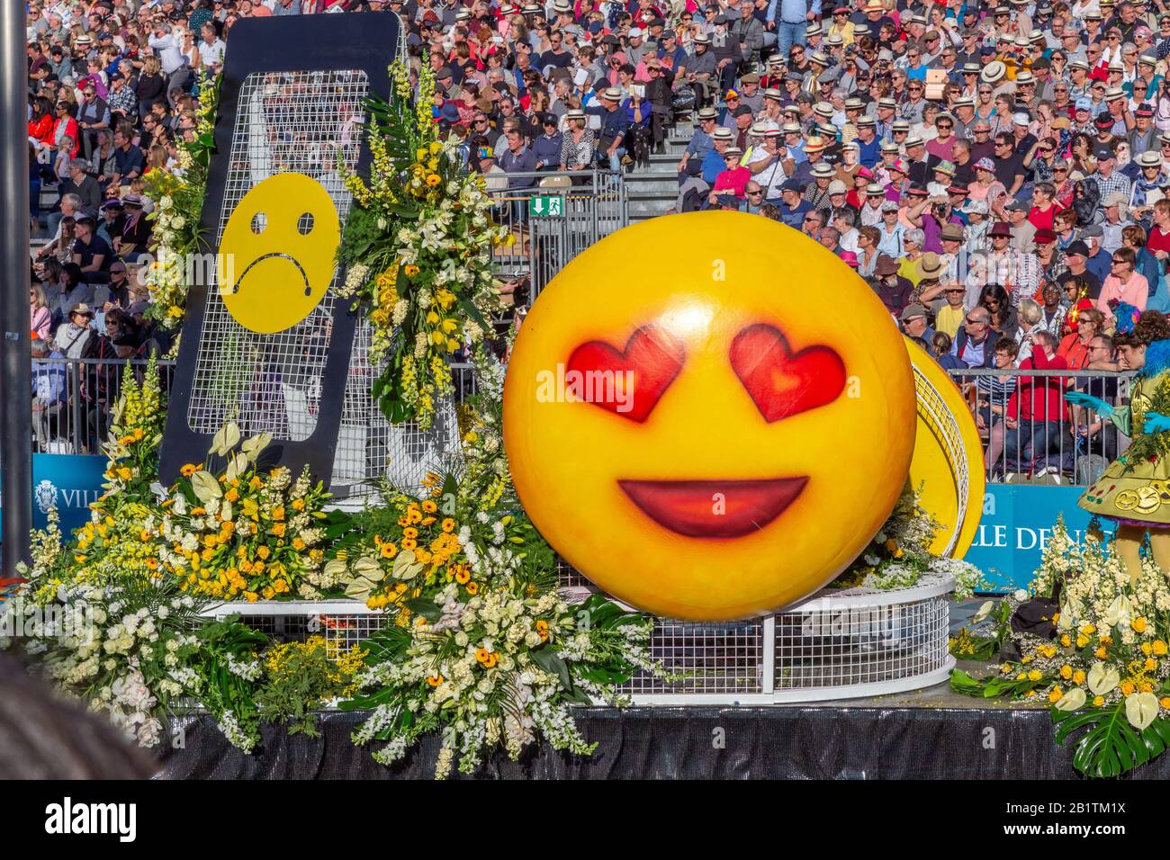 Nice, Côte d'Azur, France - 15 février 2020: Carnaval de Nice, Cette ...