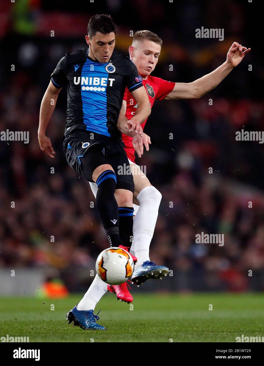 Manchester uniteds scott mctominay bataille Banque de photographies et ...