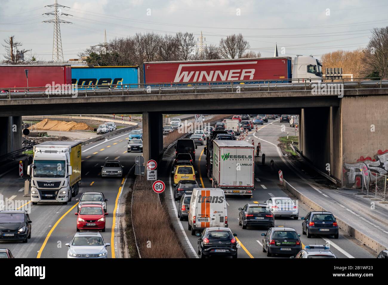Jonction de l'autoroute Herne, raccordement des autoroutes A 42 et A 43 ...