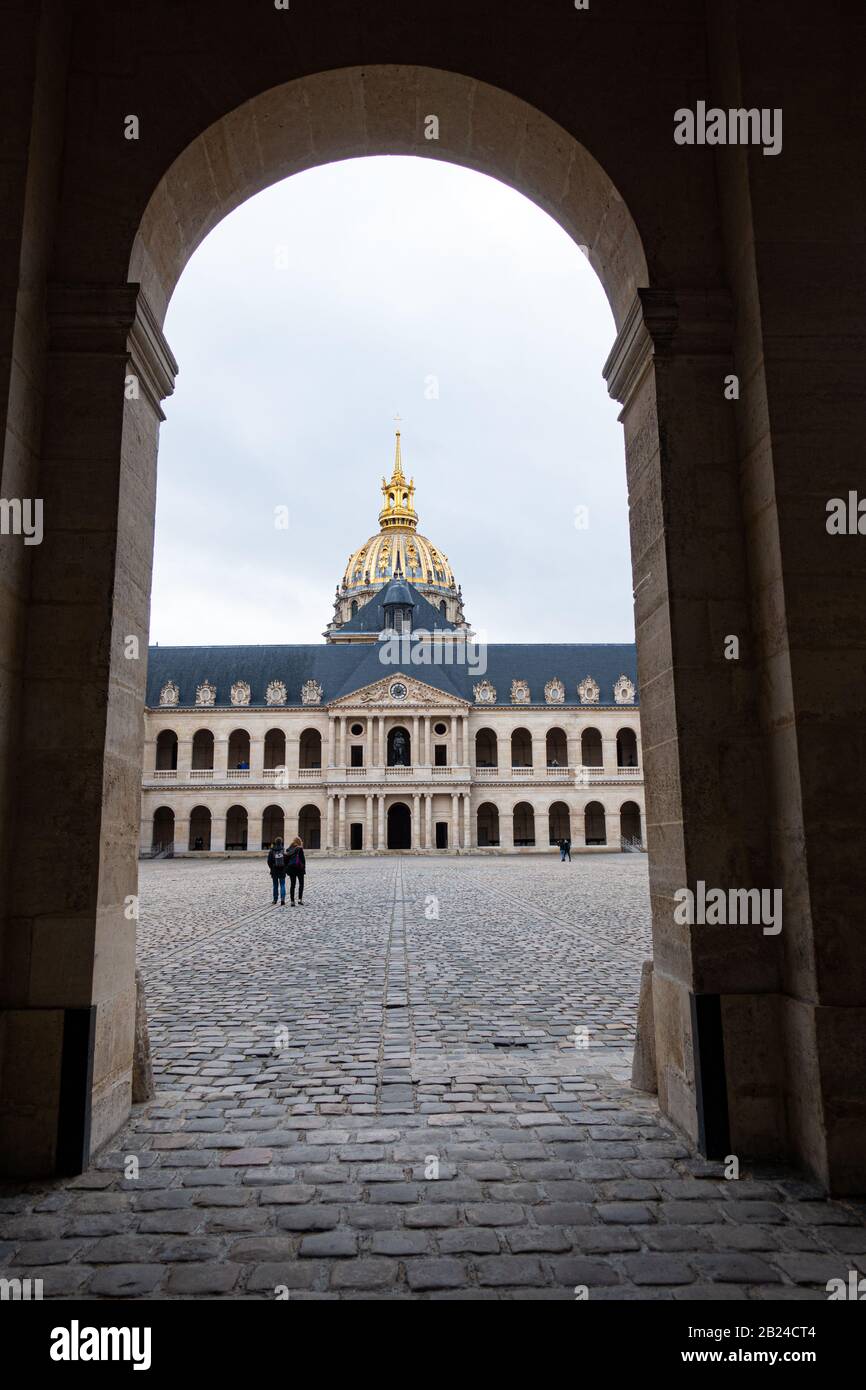 Paris place des invalides dome Banque de photographies et d’images à ...