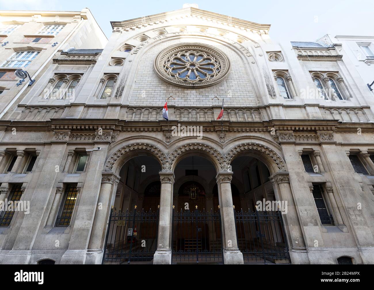 Paris la synagogue Banque de photographies et d’images à haute ...