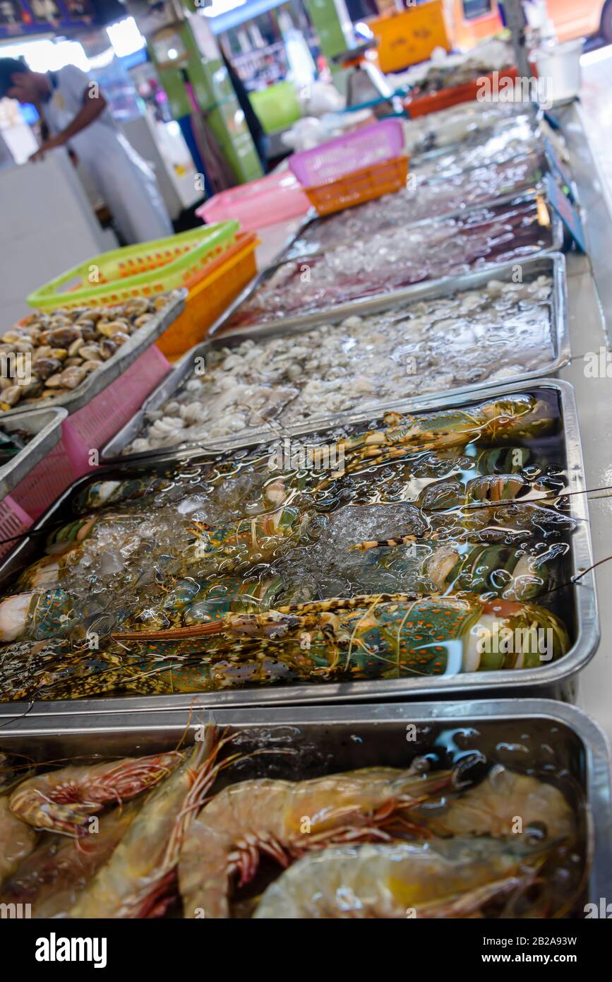 étal de poissonnerie Banque de photographies et d’images à haute ...