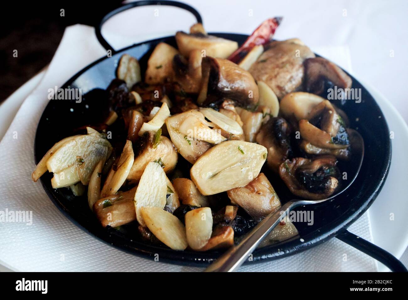 Repas espagnol traditionnel Banque de photographies et d’images à haute ...