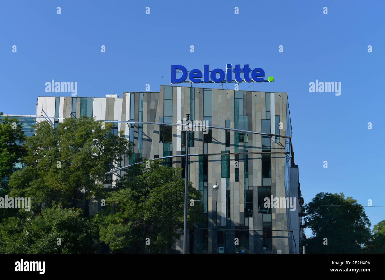 Deloitte logo Banque de photographies et d’images à haute résolution ...