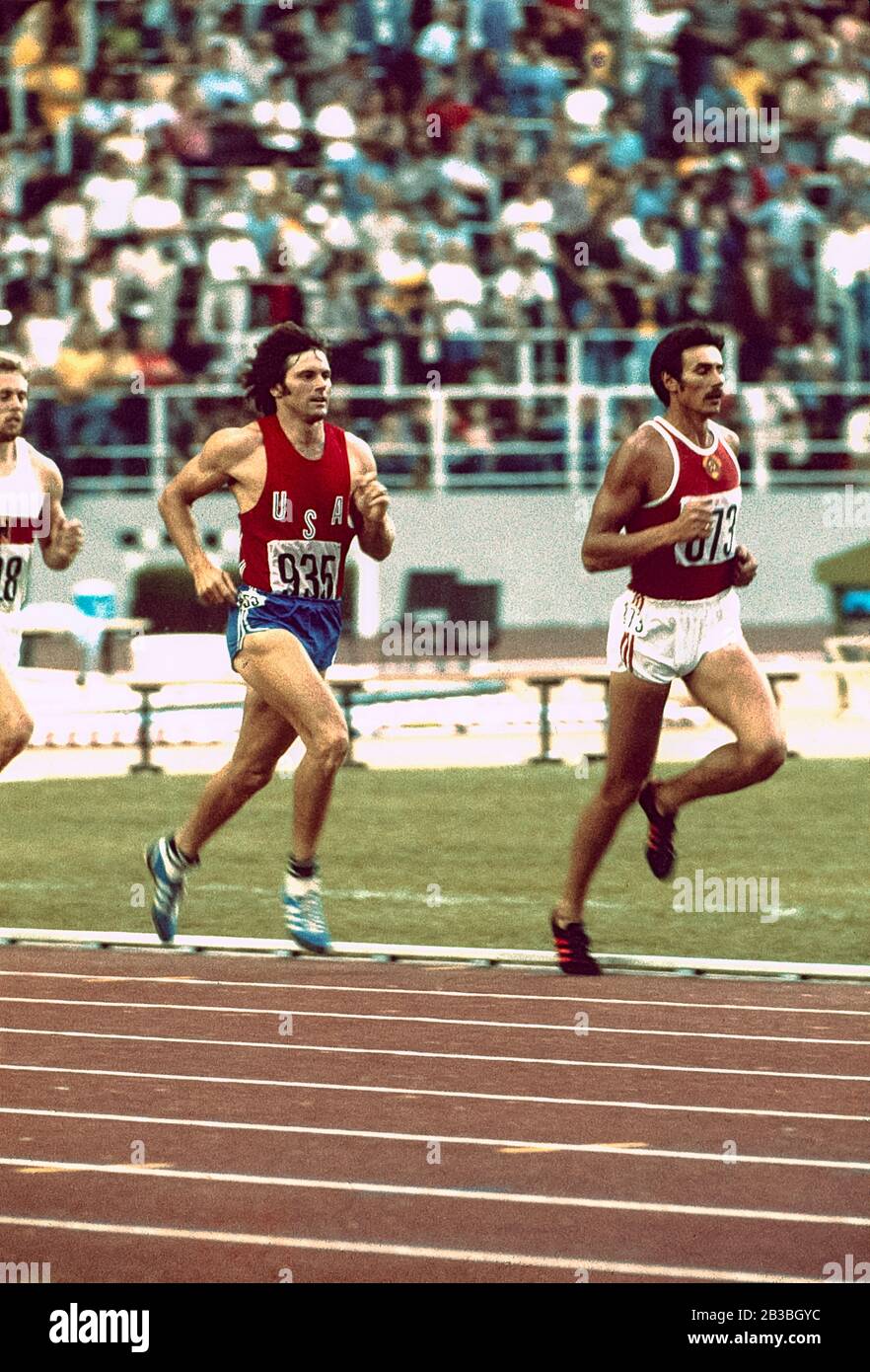 Bruce jenner decathlon 1976 Banque de photographies et d’images à haute ...