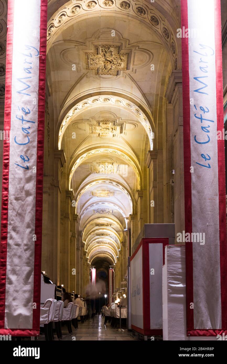 Brasserie le cafe marly Banque de photographies et d’images à haute ...