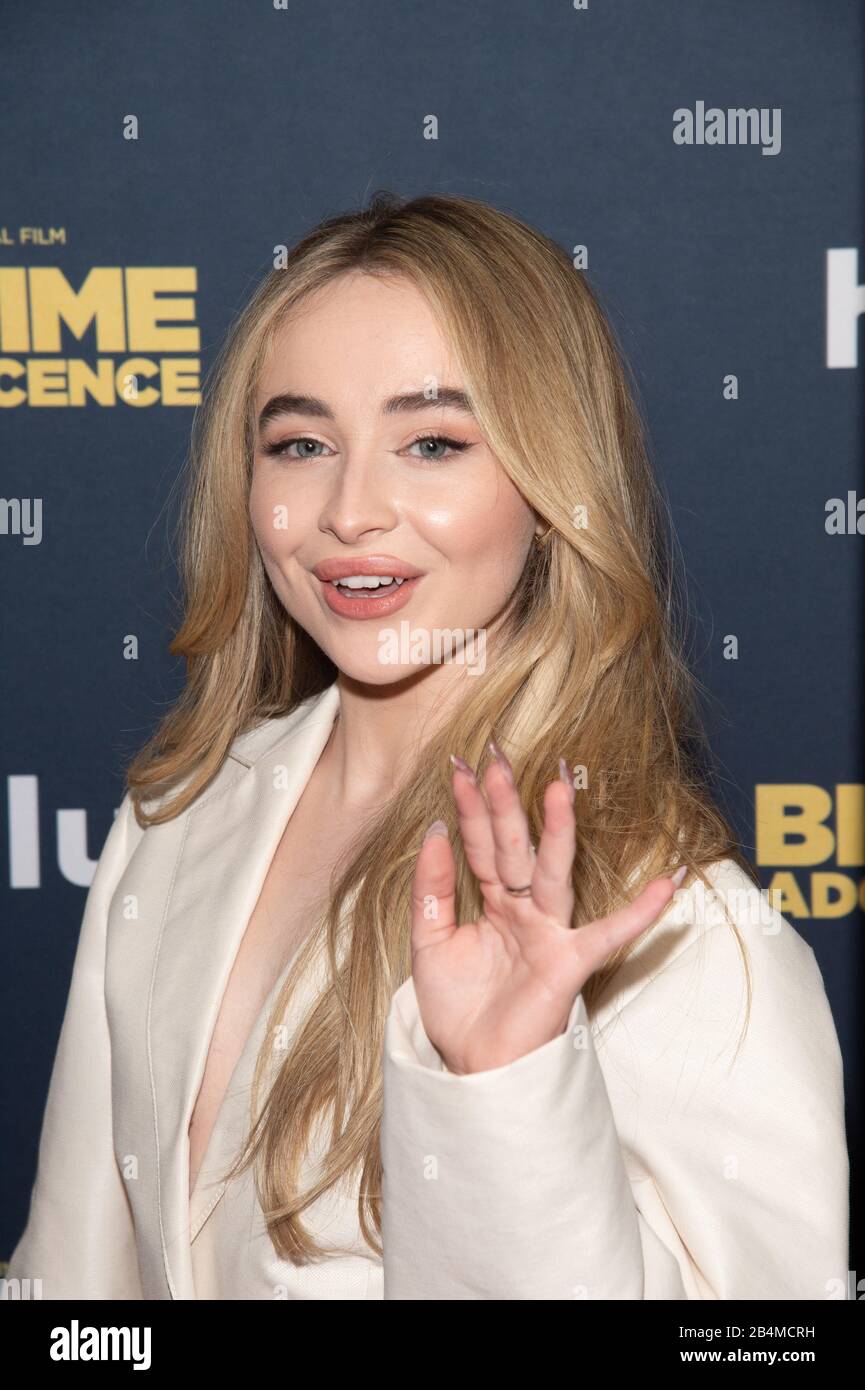 Sabrina carpenter where Banque de photographies et d’images à haute ...