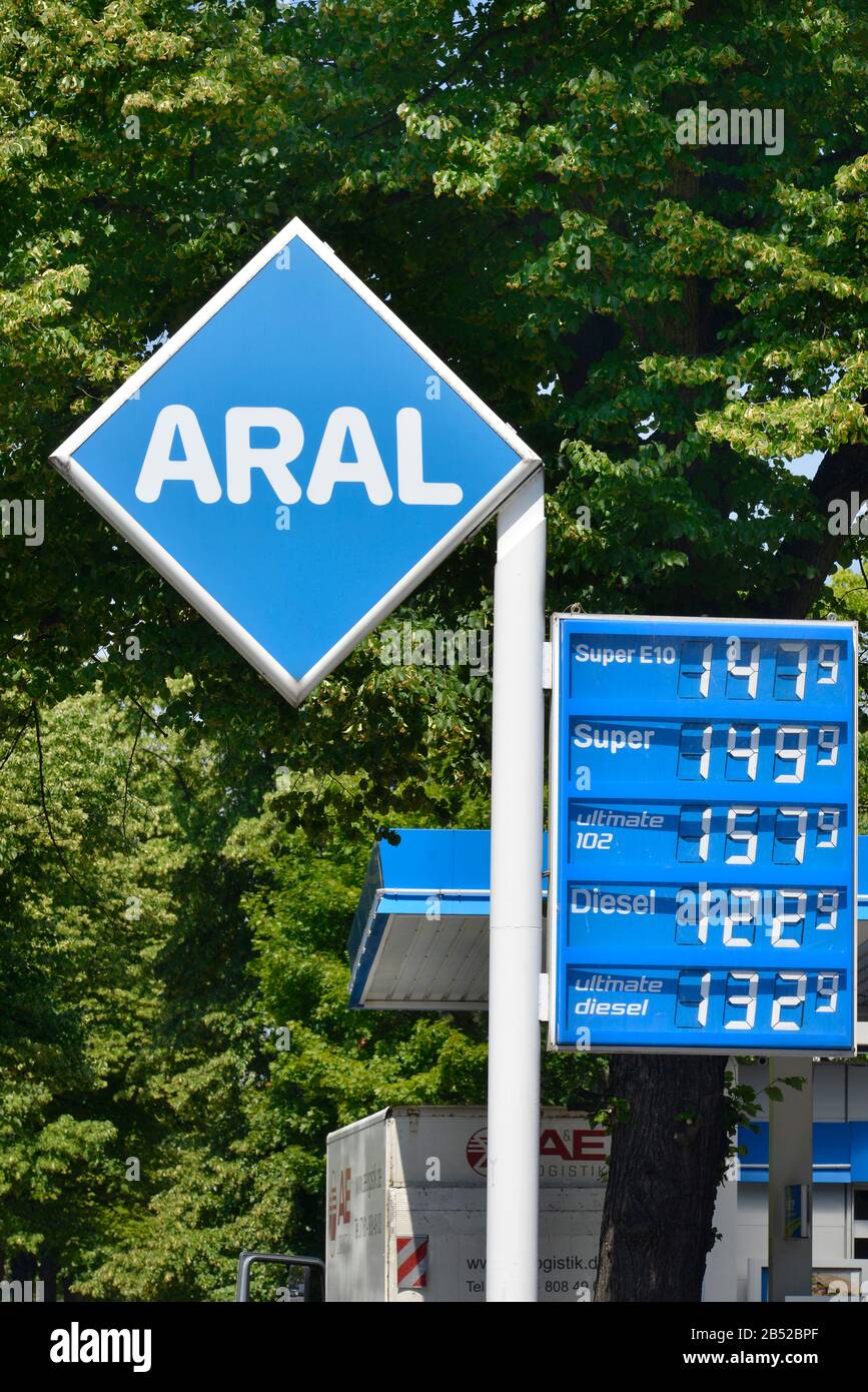 Aral tankstelle Banque de photographies et d’images à haute résolution ...