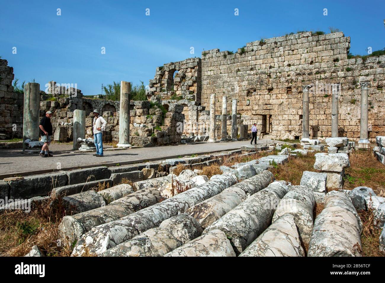 Les ruines de la Palaestra où une ancienne école de lutte grecque se ...