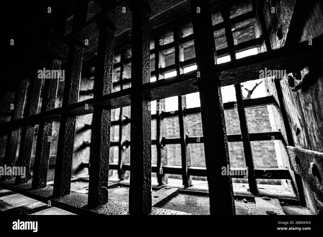 Dark prison Banque de photographies et d’images à haute résolution - Alamy
